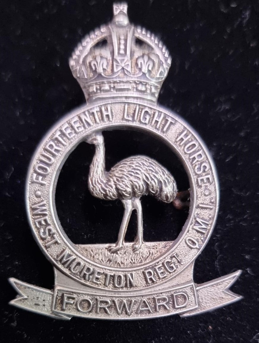 14th Light Horse Moreton Regt. White metal hat badge 1930-42 – John ...