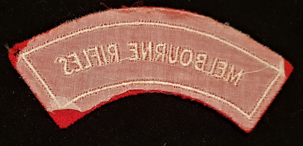 MELBOURNE RIFLES SHOULDER FLASH – John Burridge Military Antiques