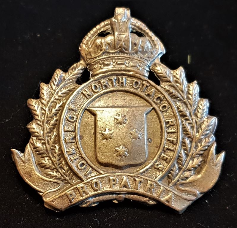 Commonwealth Badges – John Burridge Military Antiques